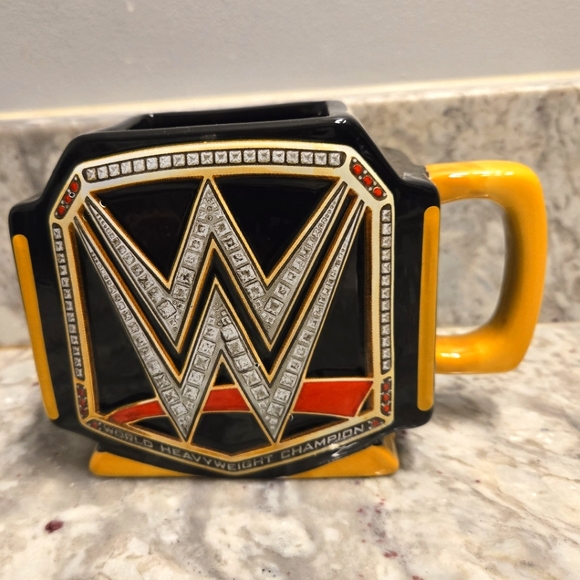 WWE | Dining | Wwe World Heavyweight Championship Wrestling Belt Mug ...